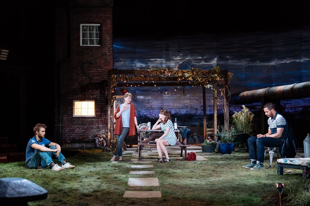 "Nightfall" at the Bridge Theatre - Theatre reviews by Edward Lukes