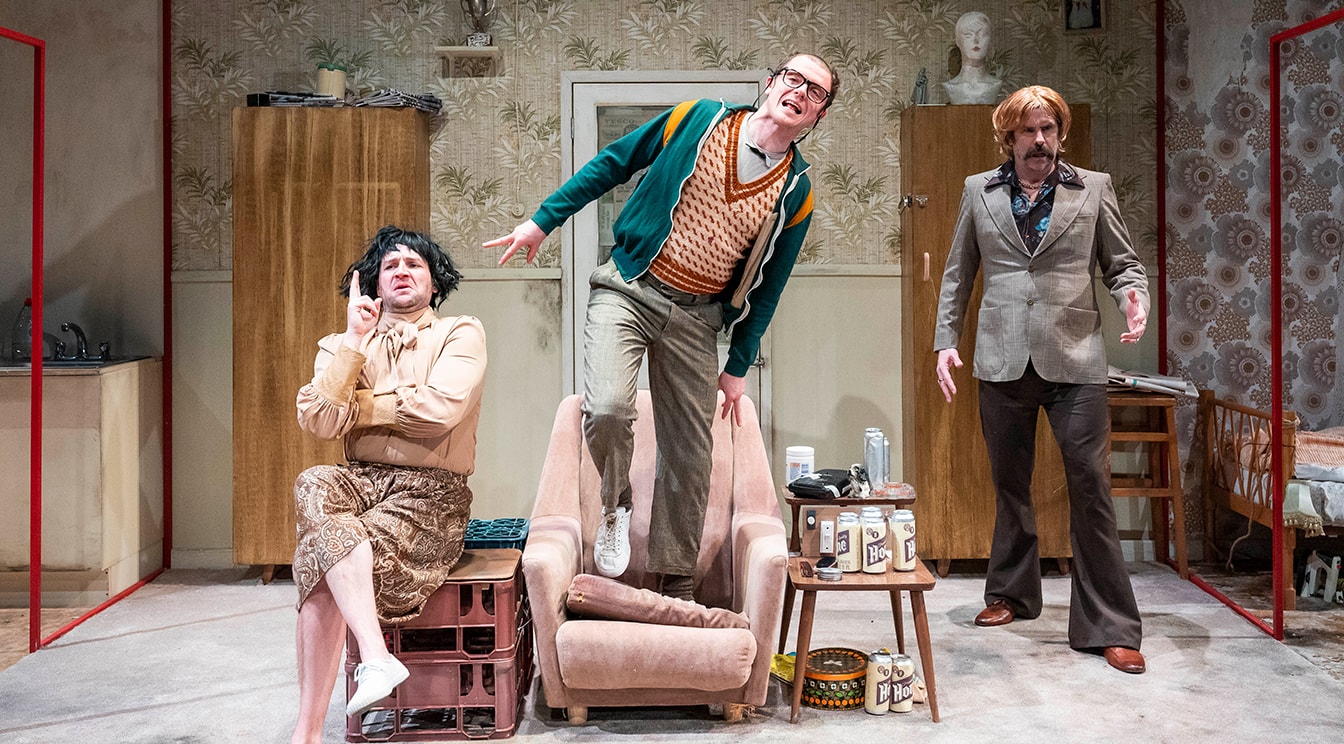 “The Walworth Farce” at the Southwark Playhouse - Theatre reviews by ...